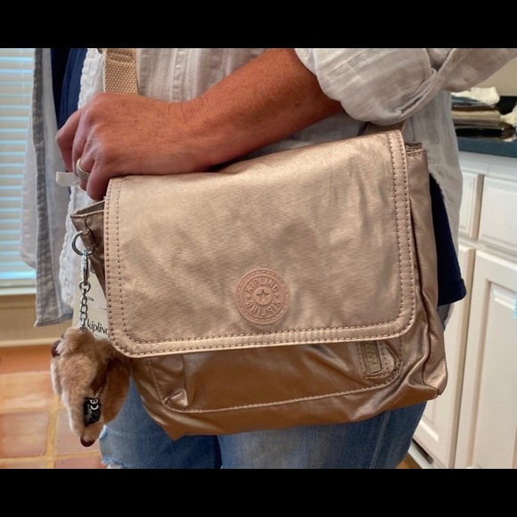 Kipling | Bags | Kipling Alexis Quartz Metallic Crossbody | Poshmark